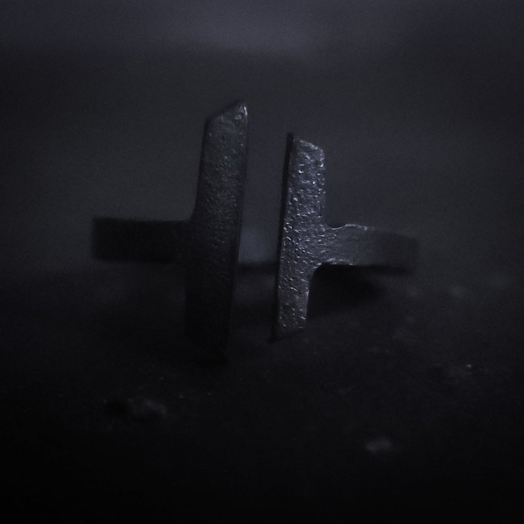 Phantom - Split Iron Ring - Dark Fantasy Jewelry – Midnight's Honor